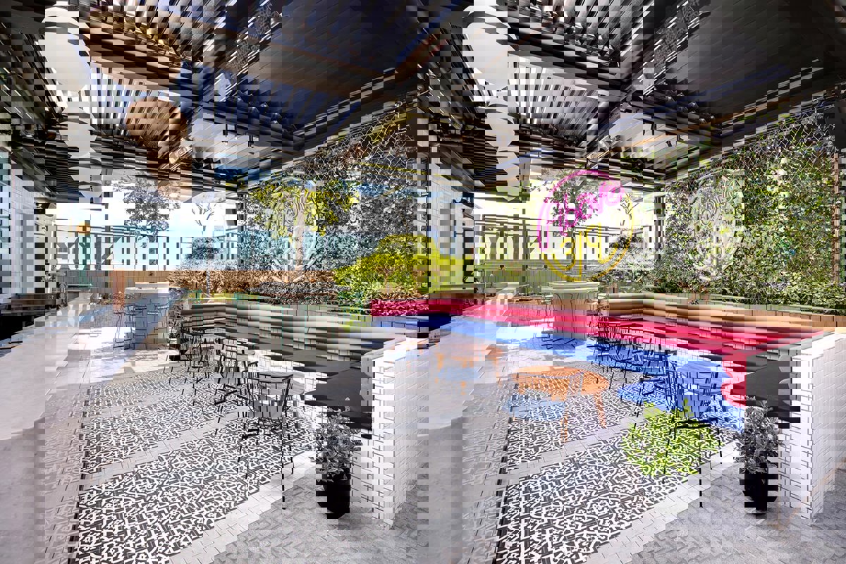 Above 319 | Rooftop Bars in Sydney | Best Restaurants of Australia