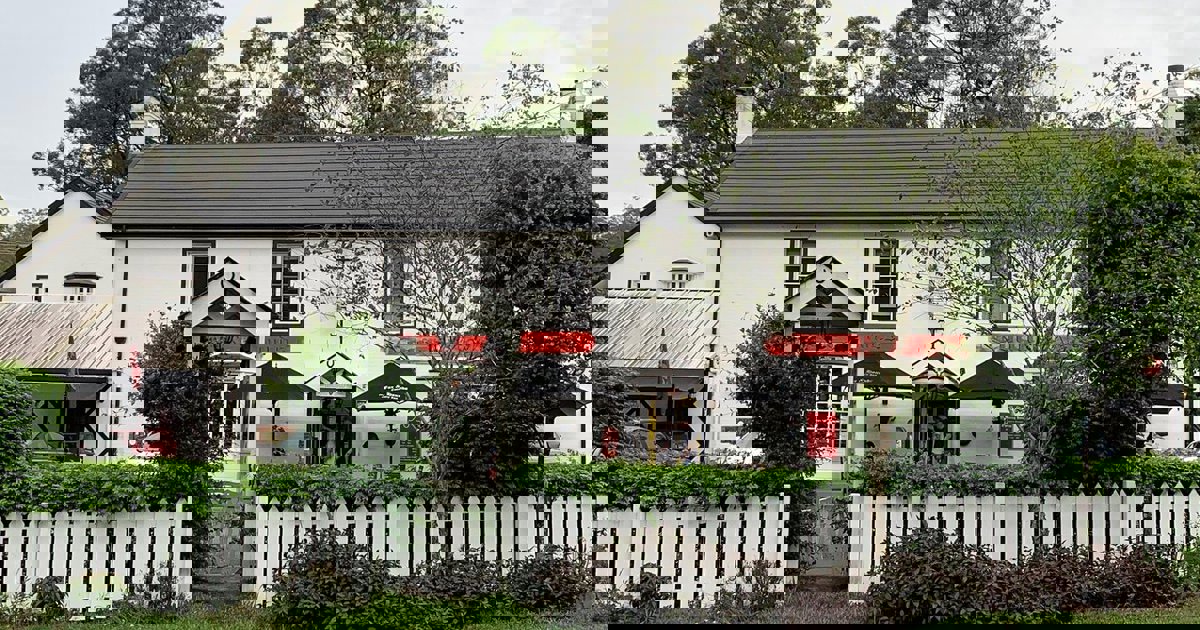 Fox and Hounds Country Inn | Best Restaurants Australia