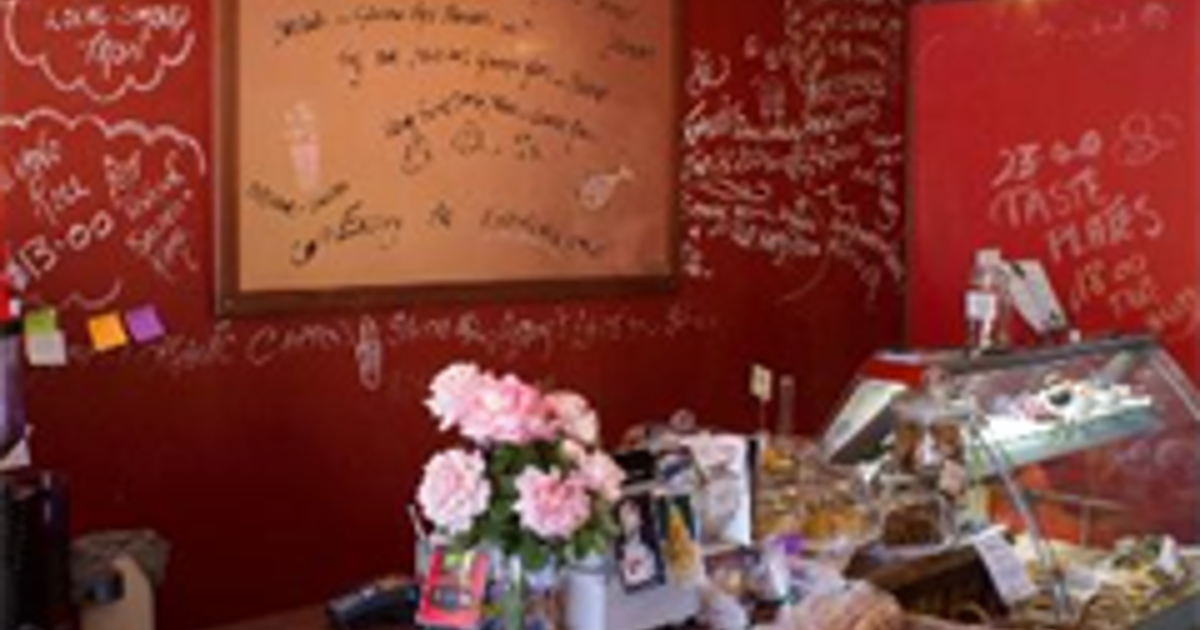 Holy Smoke Cafe | Similar Restaurants Nearby | Best Restaurants Australia