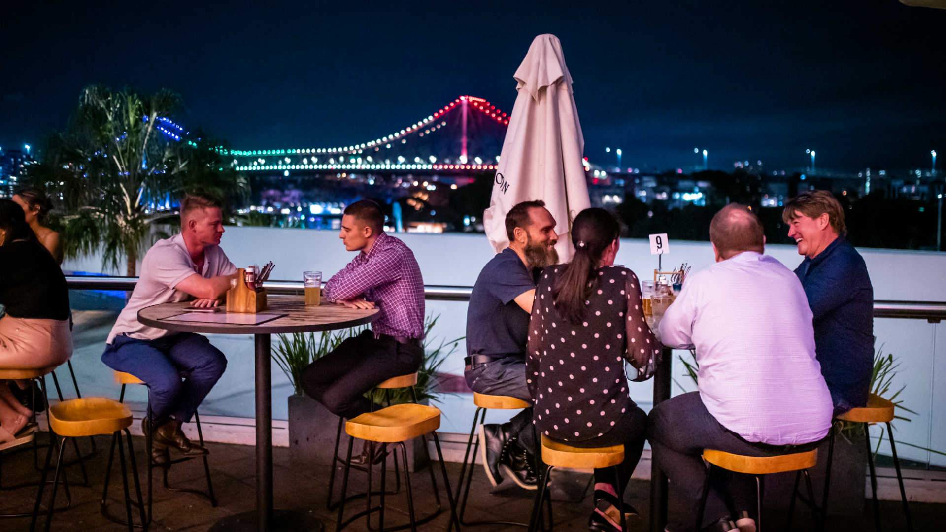 Friday's Riverside | Best Restaurants of Australia