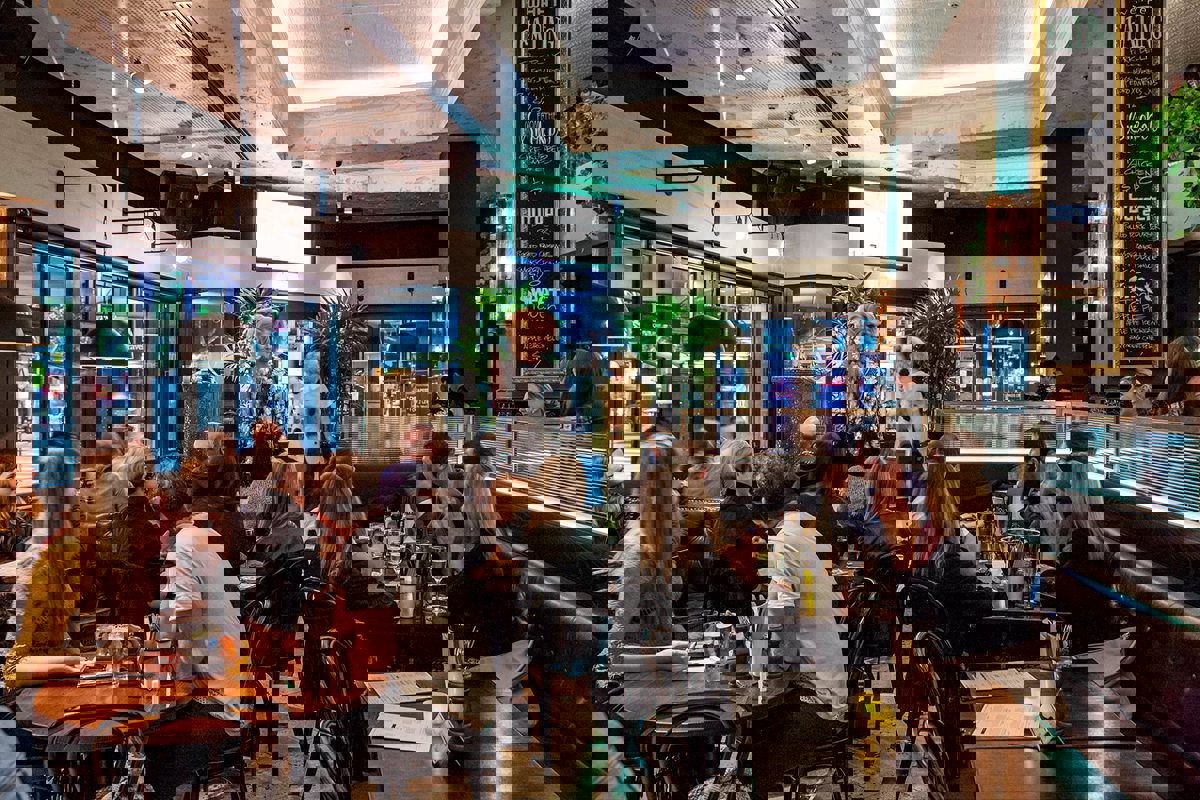 Potts Point Hotel | Sydney Restaurants | Best Restaurants Australia