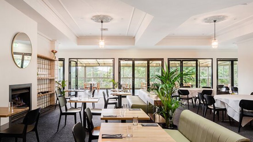 Paradise Valley Hotel | Best Restaurants Australia