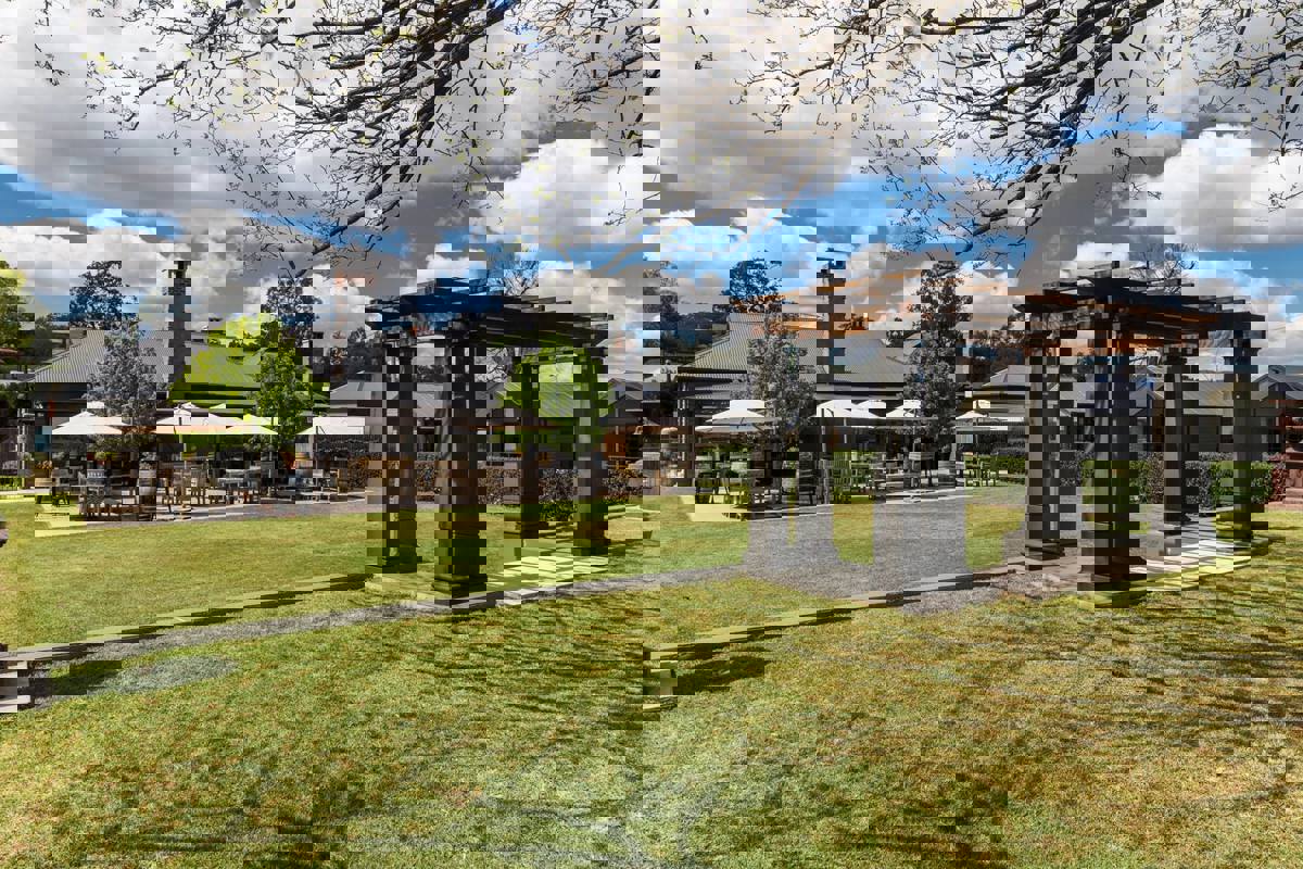 Graze Willow Tree Inn | Best Restaurants of Australia