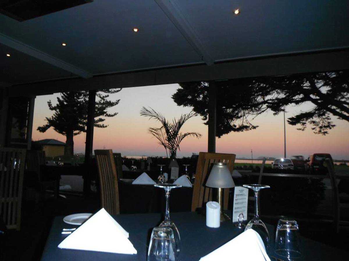 Seasons Restaurant @ Hospitality Inn Esperance | Best Restaurants of ...
