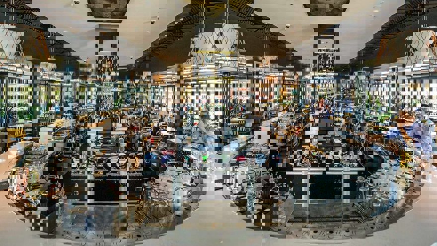 The Point Bar & Grill | Rooftop Bars In Perth | Best Restaurants Australia