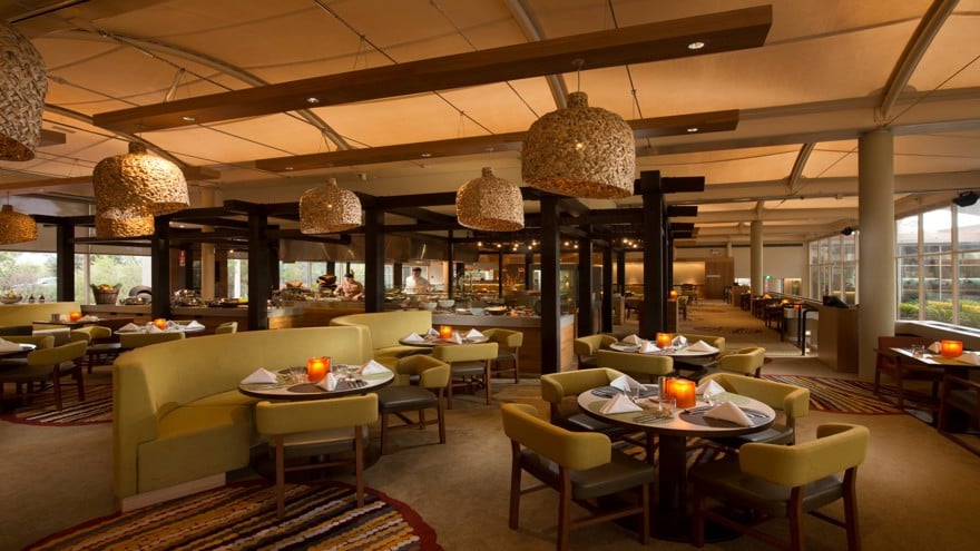 Ilkari Restaurant at Sails in the Desert - Ayers Rock Resort | Best ...