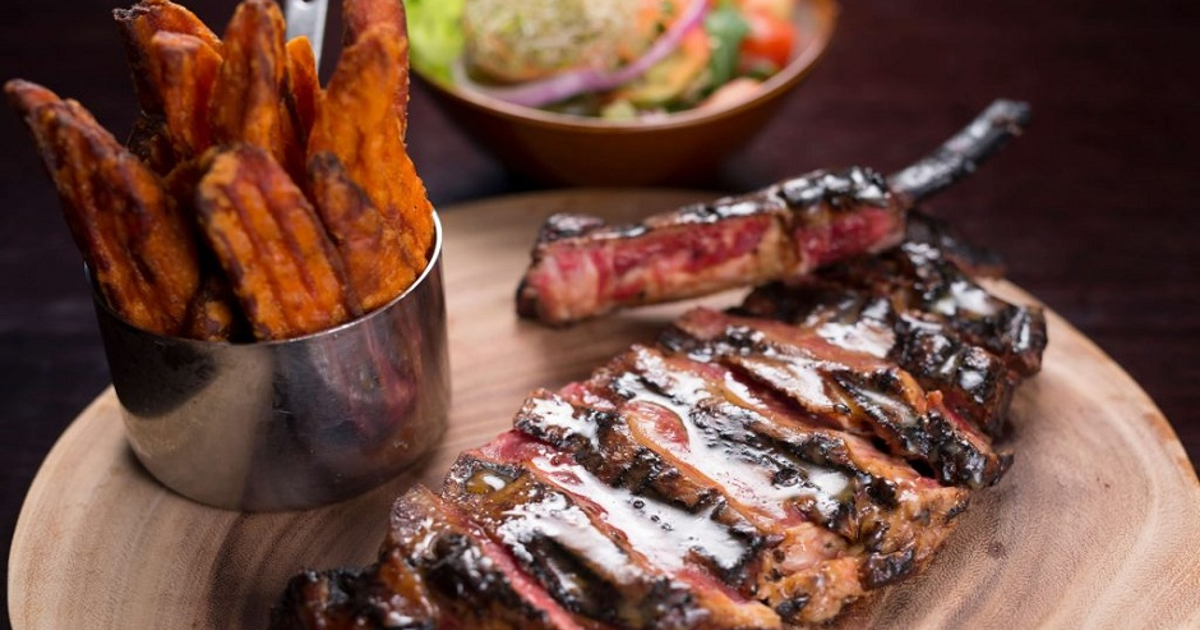 Celebrate VIVID at Hurricane's Grill Circular Quay | Best Restaurants ...